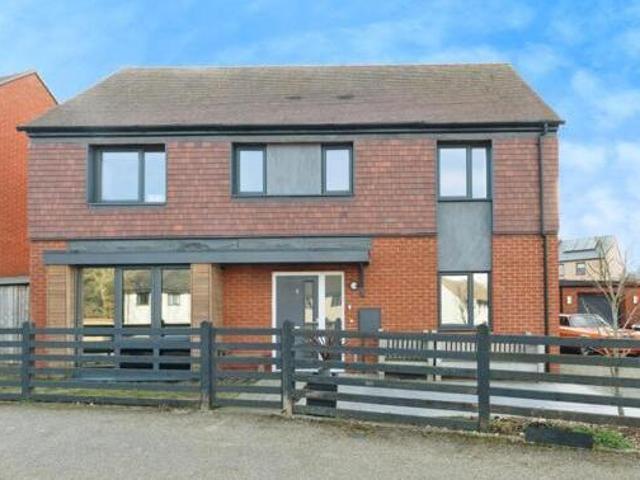 Forester Walk, Bordon, 4 Bedroom Detached