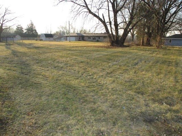 Fork St, Spring Valley, IL 61362