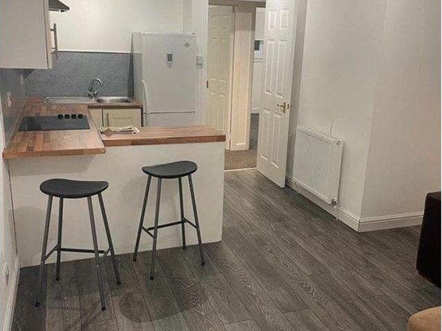 Formby Drive, Glasgow G23, 2 bed flat to rent, £995 pcm | PrimeLocation