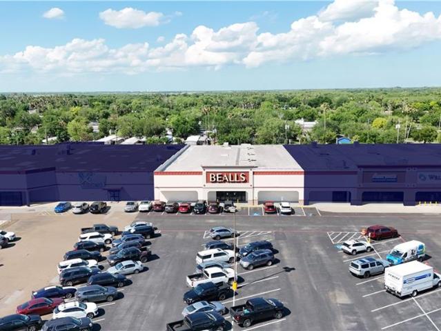 Former bealls US Highway Business 77