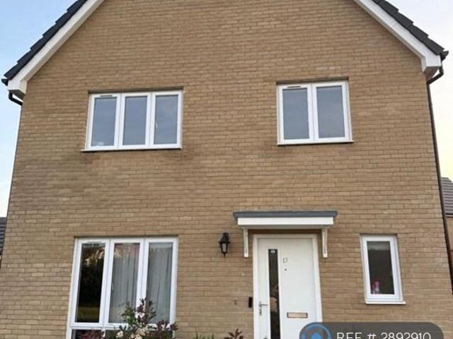 Forrester Gardens, Milton Keynes, MK4 4 bed detached house to rent £2,300 pcm £531 pw