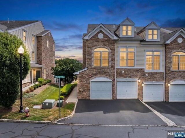 Forshee Cir Unit,montvale, Home For Sale