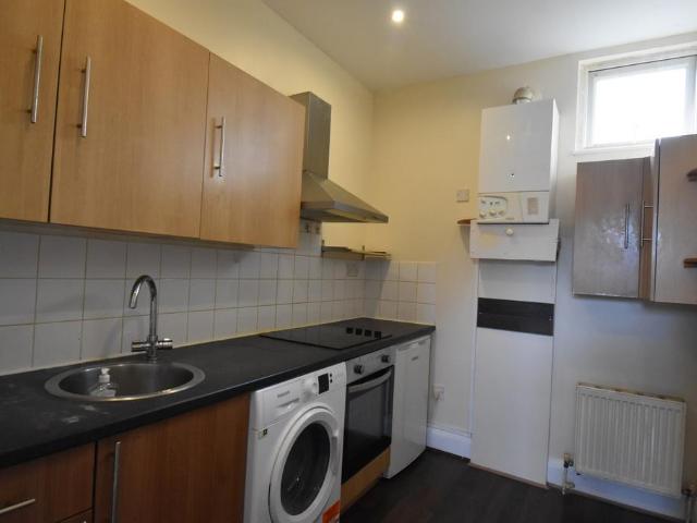 Forster Road, London, N17 1 bed flat to rent £1,450 pcm £335 pw