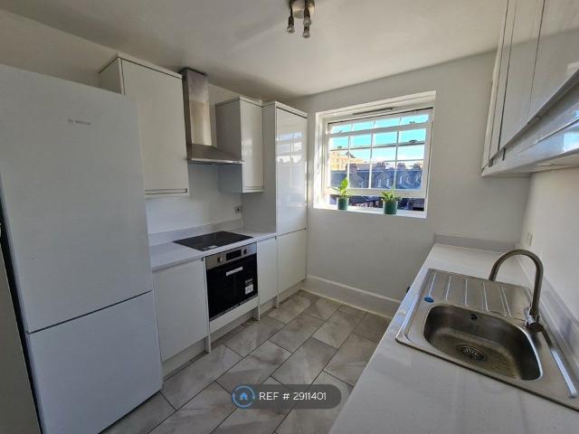 Forster Road, London SW2, 3 bed shared accommodation to rent, £2,000 pcm | PrimeLocation