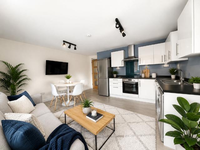 Forster Street 4 bed, Lenton NG7 4 bed flat to rent £2,260 pcm £522 pw