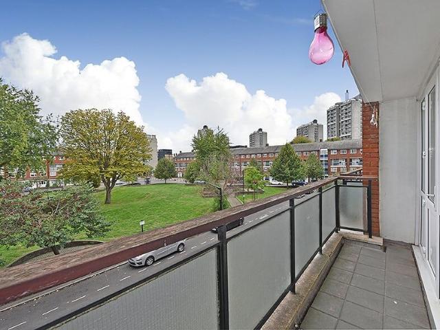 Forsyth Gardens, Kennington, Southwark, London SE17, 4 bed maisonette to rent, £3,943 pcm | PrimeLocation