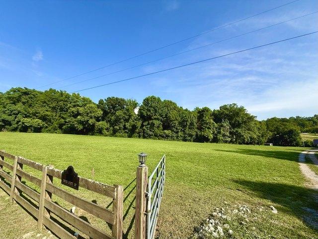 Foster Chapel Rd, Columbia, TN 38401