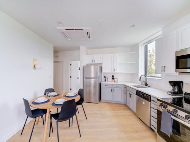 Foster Flats 1 Bedroom Apartment for Rent at 205 Foster Ave, Charlotte, NC 28203 Southside Park