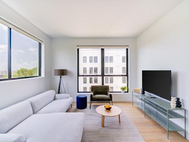 Foster Flats 1 Bedroom Apartment for Rent at 205 Foster Ave, Charlotte, NC 28203 Southside Park
