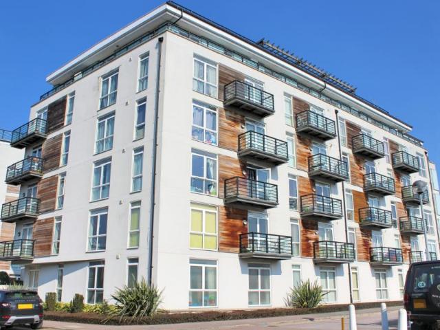 Foster House, Maxwell Road. 2 bed apartment to rent £1,650 pcm £381 pw