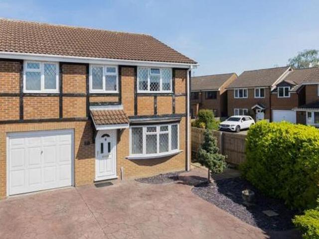Foster Road, Abingdon, 4 Bedroom Detached