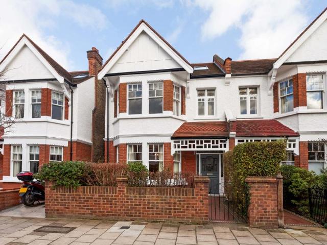 Foster Road London W4 5 bed semi detached house to rent £8,000 pcm £1,846 pw