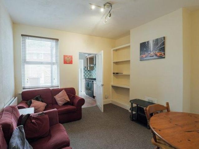 Foss Bank 3 bed house share to rent £1,557 pcm £359 pw