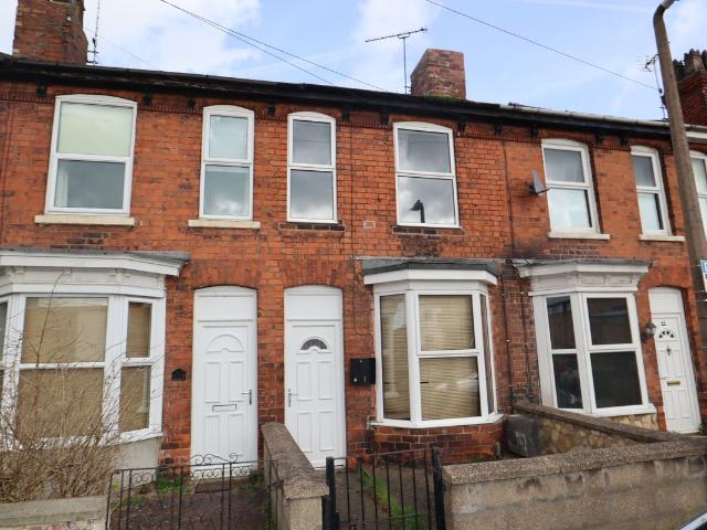 Foss Bank, Lincoln LN1, 3 bed flat to rent, £498 pcm | PrimeLocation