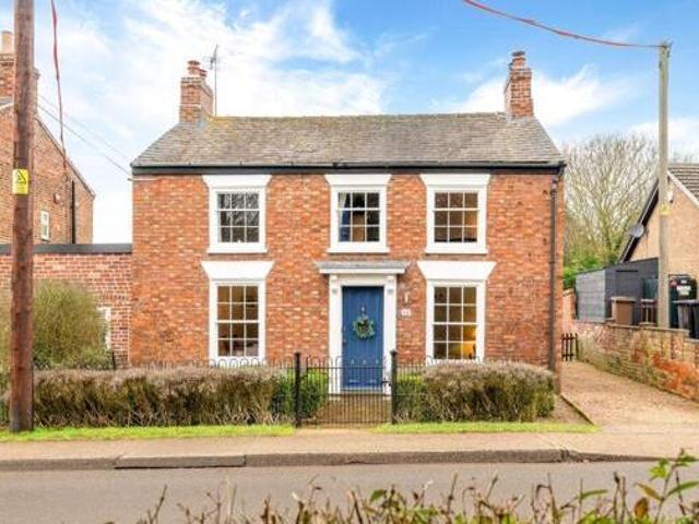 Fosse Lane, Thorpe on the hill, 3 Bedroom Detached