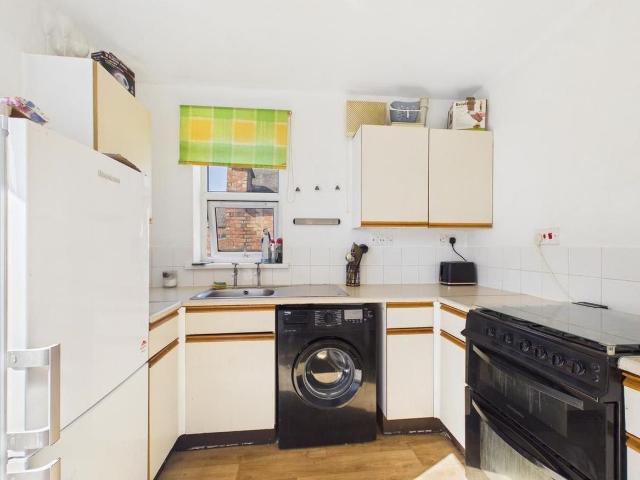 Fosse Road North, Leicester LE3, 2 bed flat to rent, £875 pcm | PrimeLocation