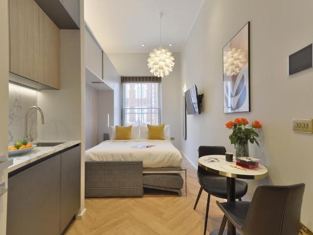 Foulis Terrace, London SW7 Studio to rent £3,878 pcm £895 pw