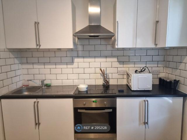 Foundry Lane, Southampton SO15, Studio to rent, £795 pcm | PrimeLocation