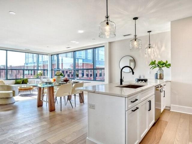 Foundry St Apt,wakefield, Condo For Sale