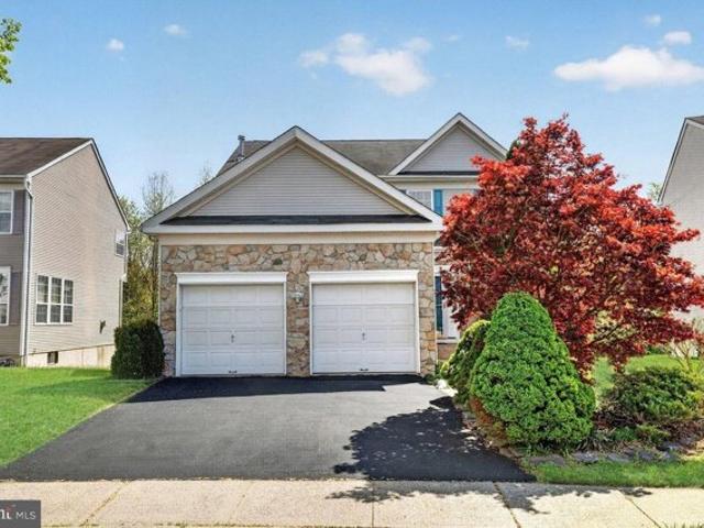 Fountayne Ln, Lawrence Township, Home For Sale