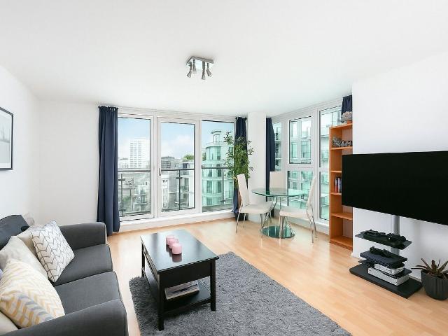 Fountain House, 16 St. George Wharf, Vauxhall SW8, 1 bed flat to rent, £2,500 pcm | PrimeLocation