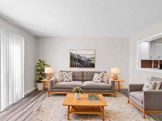 Fountain Parc 2 Bedroom Apartment for Rent at 4901 Whitton Pl, Indianapolis, IN 46220 Allisonville