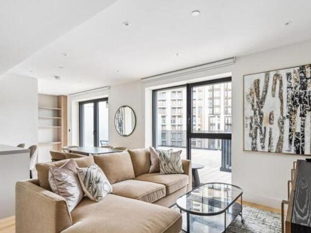 Fountain Park Way, London, 3 Bedroom Apartment