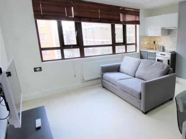 Fountain Plaza, London, WC1B 5EH, United Kingdom | 2 bed apartment for rent #166845968 | Rentberry