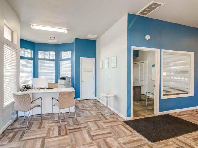 Fountainhead Apartments 2 Bedroom Apartment for Rent at 9821 Wornall Rd, Kansas City, MO 64114 Willow Creek