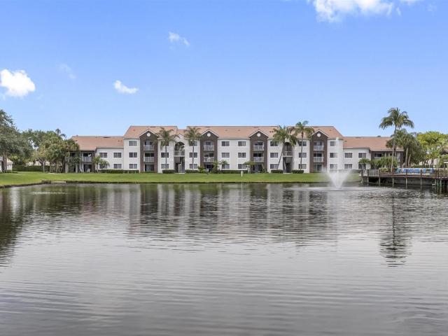 Fountains At Delray Beach 3 Bedroom Apartment for Rent at 14401 S Military Trl, Delray Beach, FL 33484