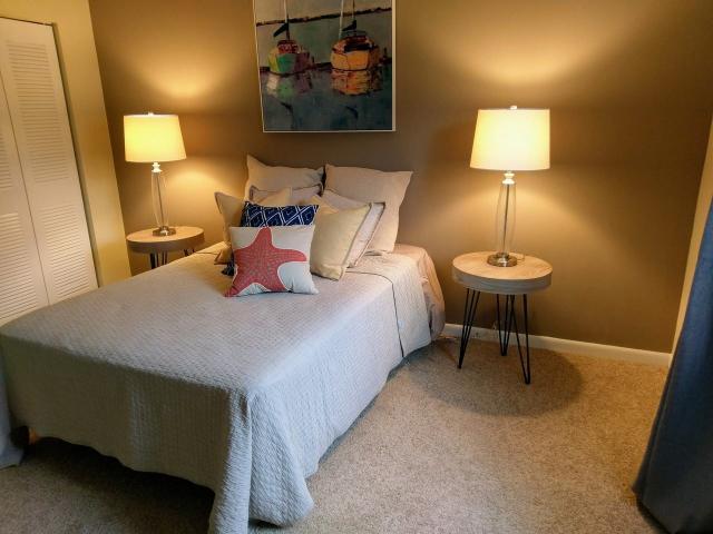 Fountains of Largo 2 Bedroom Apartment for Rent at 13125 Wilcox Rd, Largo, FL 33774