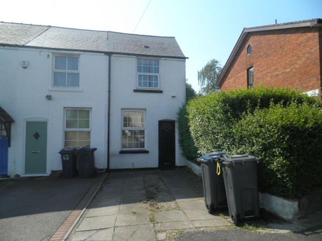 Four Oaks Common Road, Sutton Coldfield B74, 2 bed end terrace house to rent, £1,150 pcm | PrimeLocation