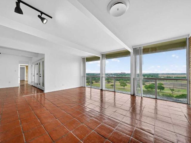 Four Oaks Apartments 1 Bedroom Apartment for Rent at 1103 Harry Wurzbach Rd, San Antonio, TX 78209