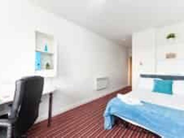 Four Bed Bronze