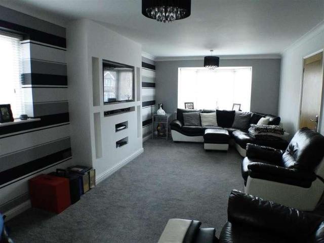 Four Bedroom Detached House, Oakhill, Milton Keynes, MK5