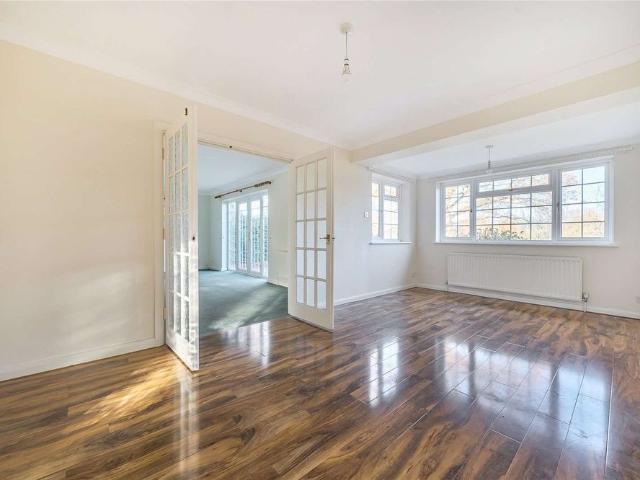 Four bedroom detached home with countryside views