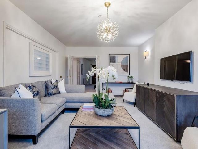 Four Bedroom Four Bathroom Penthouse Strathmore Court St Johns Wood NW8