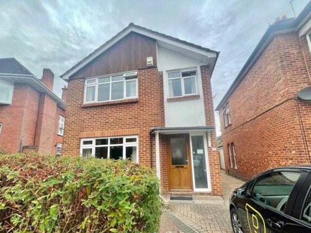 Four Bedroom, Frederica Road, 4 Bedroom House