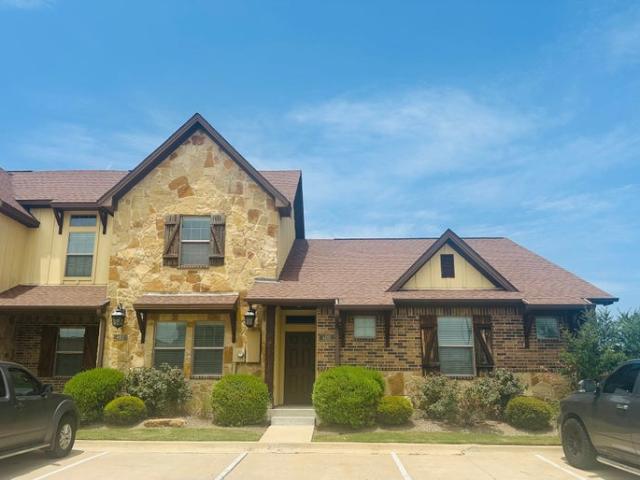 Four Bedroom Townhome_$700 Per Bedroom