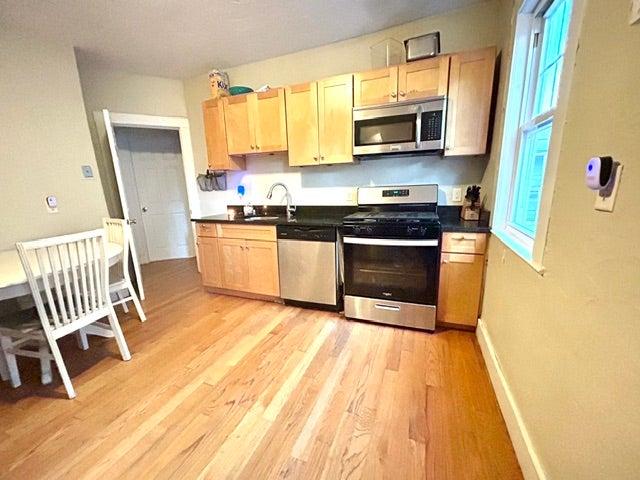Four beds are available in our 5 Bdr in Dorchester
