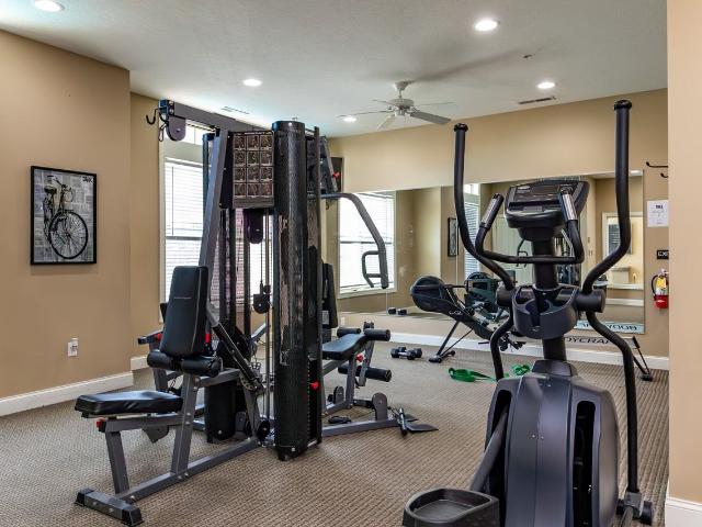 Four Pointe 1 Bedroom Apartment for Rent at 5362 Hoover Forest Ln, Columbus, OH 43230 Strawberry Farms