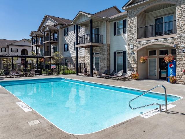 Four Pointe 2 Bedroom Apartment for Rent at 5362 Hoover Forest Ln, Columbus, OH 43230 Strawberry Farms
