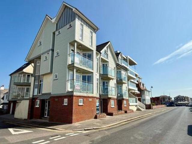 Four Winds Court, West Parade, 4 Bedroom Town