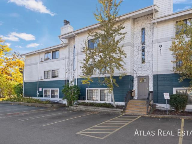 Fourstone 1 Bedroom Apartment for Rent at 911 S Dahlia St, Denver, CO 80246 Virginia Village