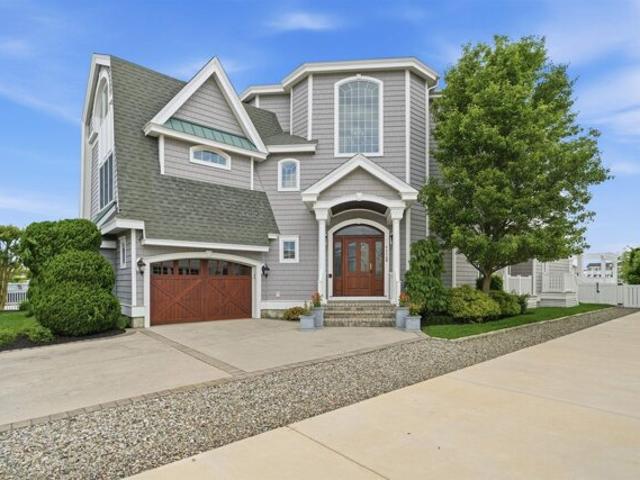 Fourth Ave, Avalon, Home For Sale