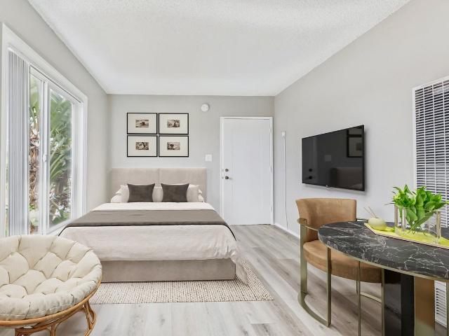 Fourth Avenue 1 Bedroom Apartment for Rent at 233 4th Ave, Los Angeles, CA 90291 Venice