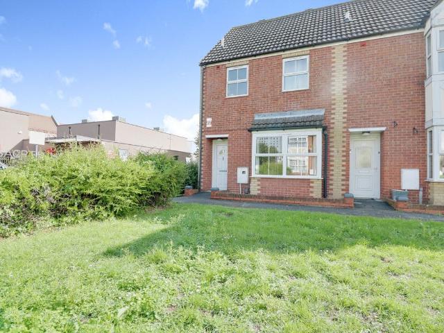 Fowler Close, Southend On Sea SS1, 2 bed semi detached house to rent, £1,300 pcm | PrimeLocation