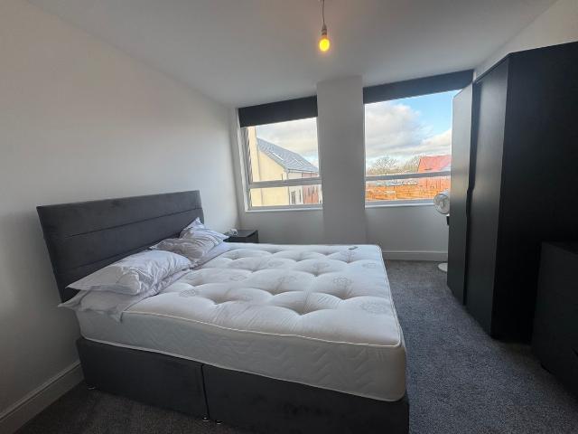 Fowler Road, Aylesbury HP19, 2 bed flat to rent, £1,395 pcm | PrimeLocation