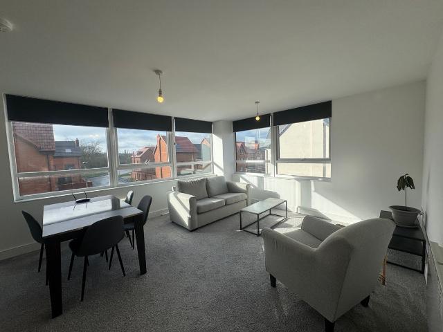 Fowler Road, Aylesbury HP19, 2 bed flat to rent, £1,350 pcm | PrimeLocation