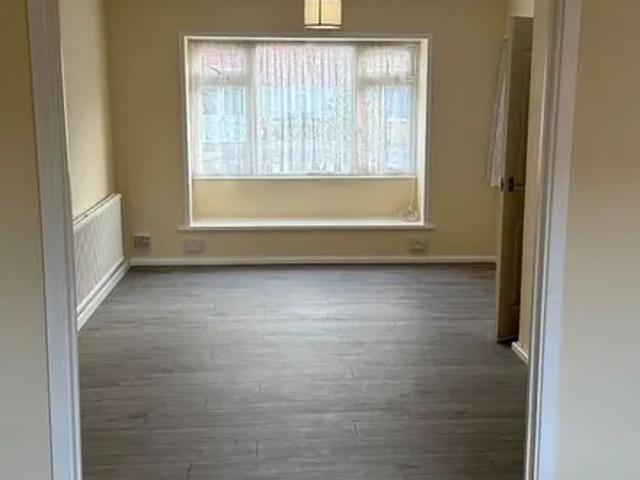 Fowler Road, London, CR4 2LQ, United Kingdom | 3 bed house for rent #168187211 | Rentberry